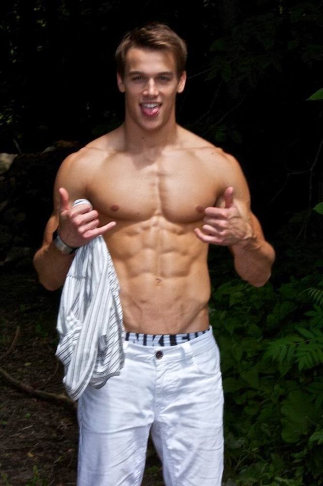 Daily Bodybuilding Motivation: SIX PACK ABS MALE MODEL MARC FITT