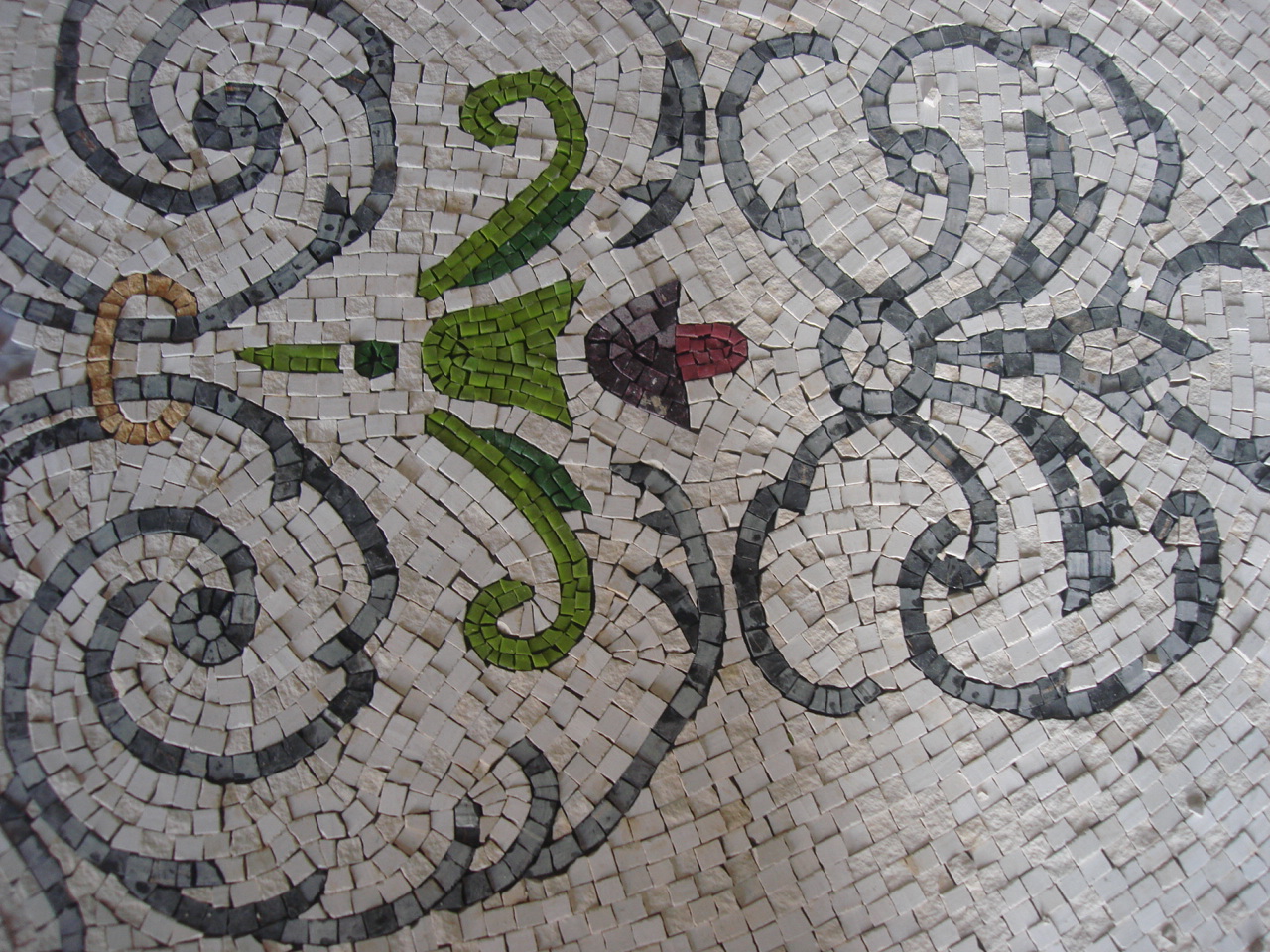 MOZALIZA Claude Feghali Mosaiste: mosaics, mosaiques