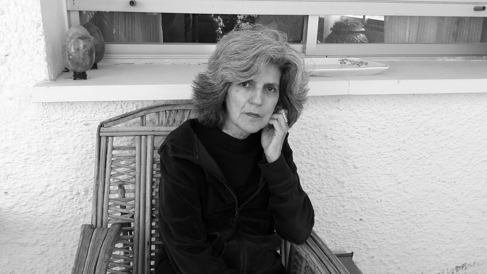 COLECCIÓN TRANSATLÁNTICA / PORTBOU: Julia Castillo