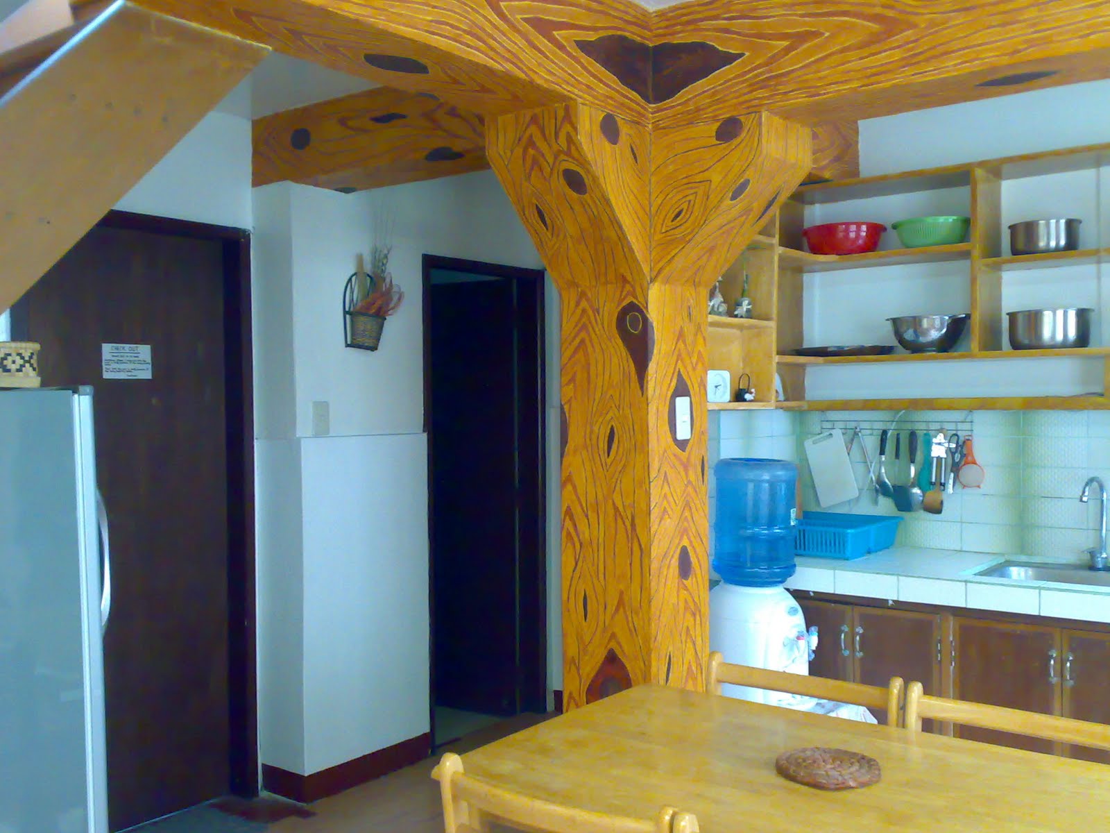 Lou's Three-Bedroom Transient House: Three-Bedroom Transient House