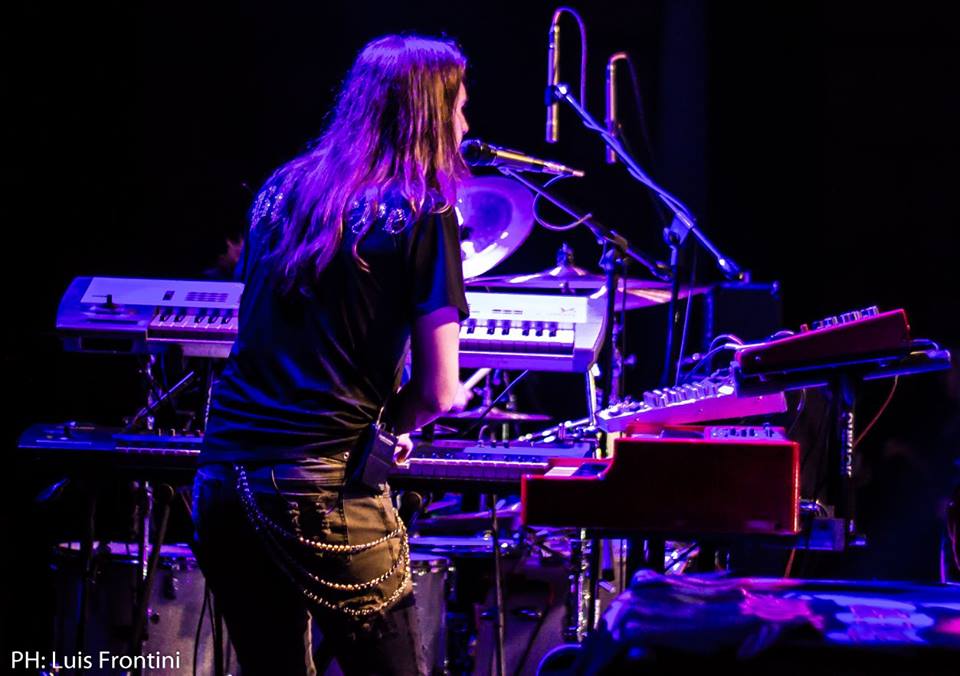 Rata Blanca Olavarria: Galería Danilo Moschen