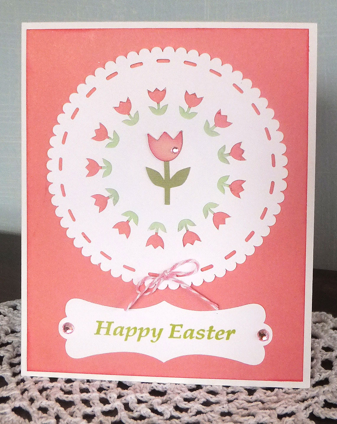 Paper Panacea: A couple pretty Easter cards...