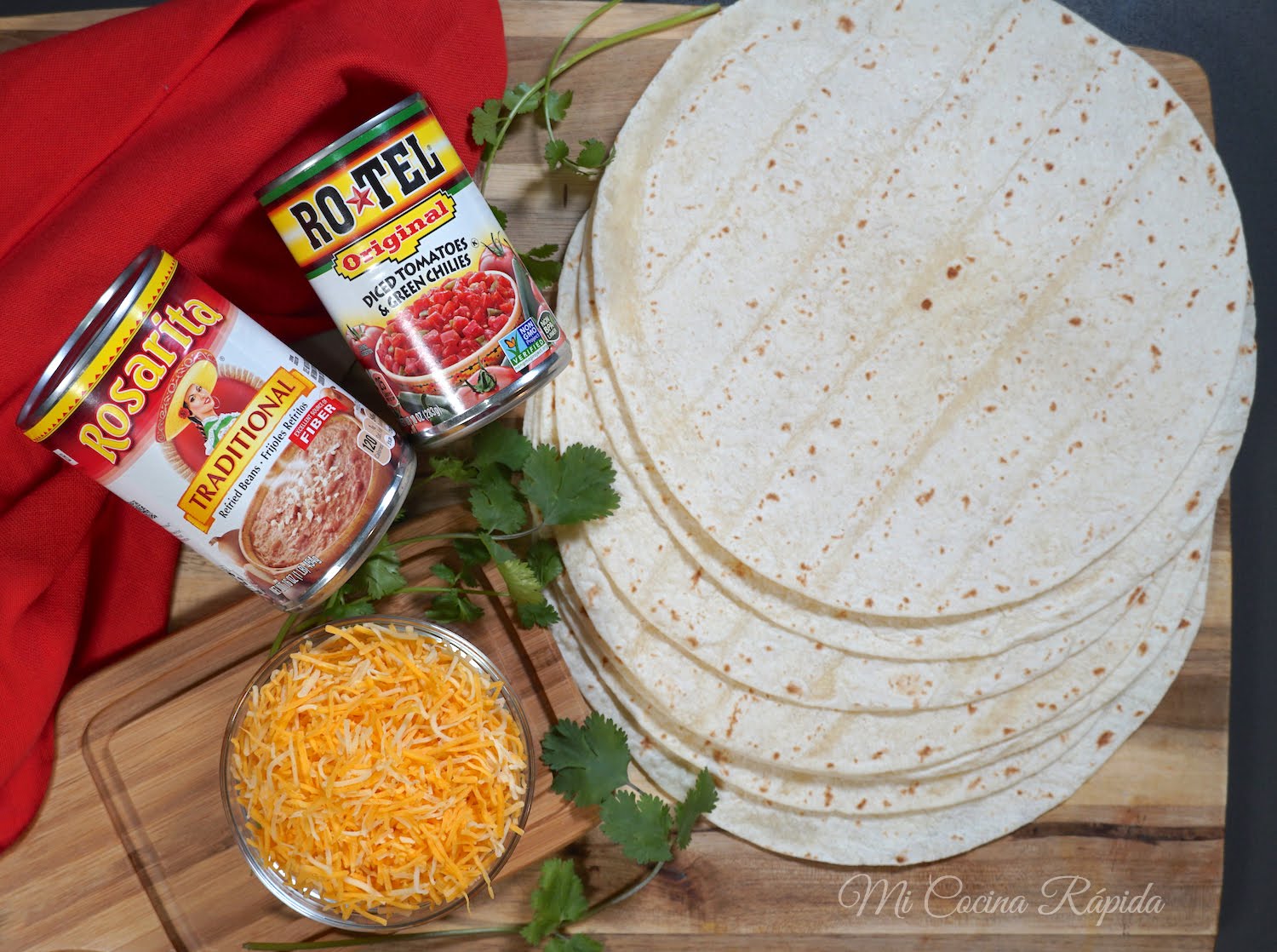 Mini Burritos de Frijol y Queso - Mi Cocina Rápida