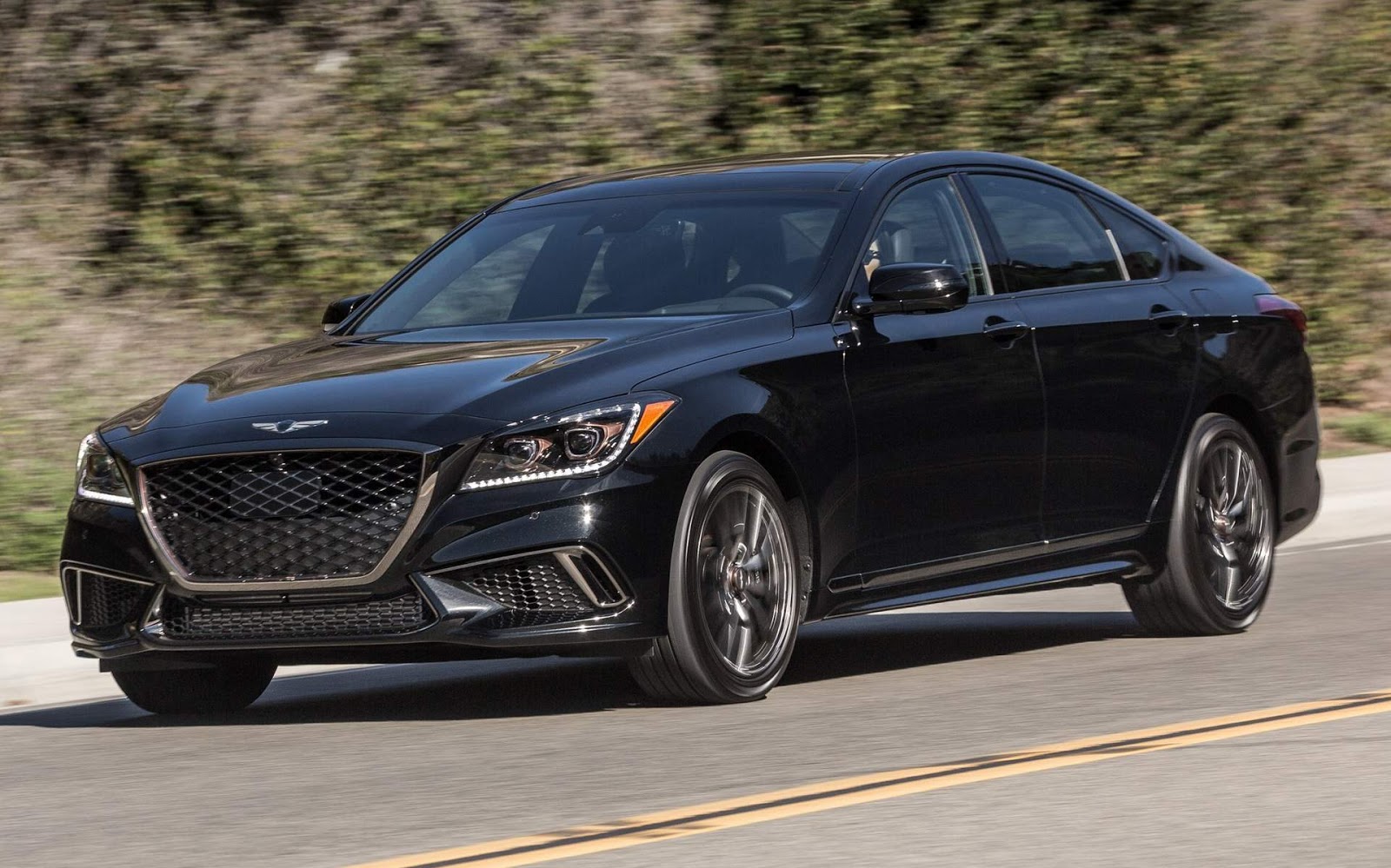 Genesis G80 ganha versão Sport com motor V6 3.3 Turbo