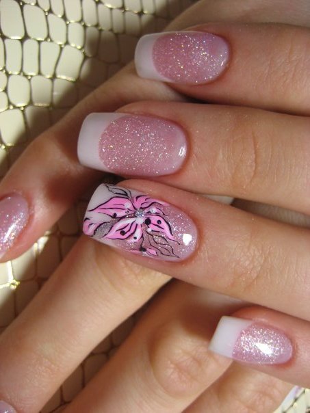 Nail Art: Colors Combinations | White Nail Designs