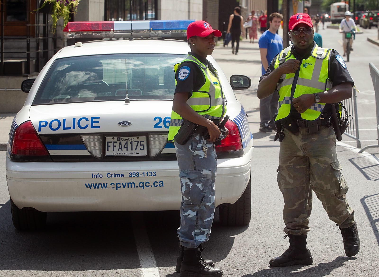 - POINTS DE VUE _______________: LES POLICIERS DE MONTRÉAL ET LEUR ...