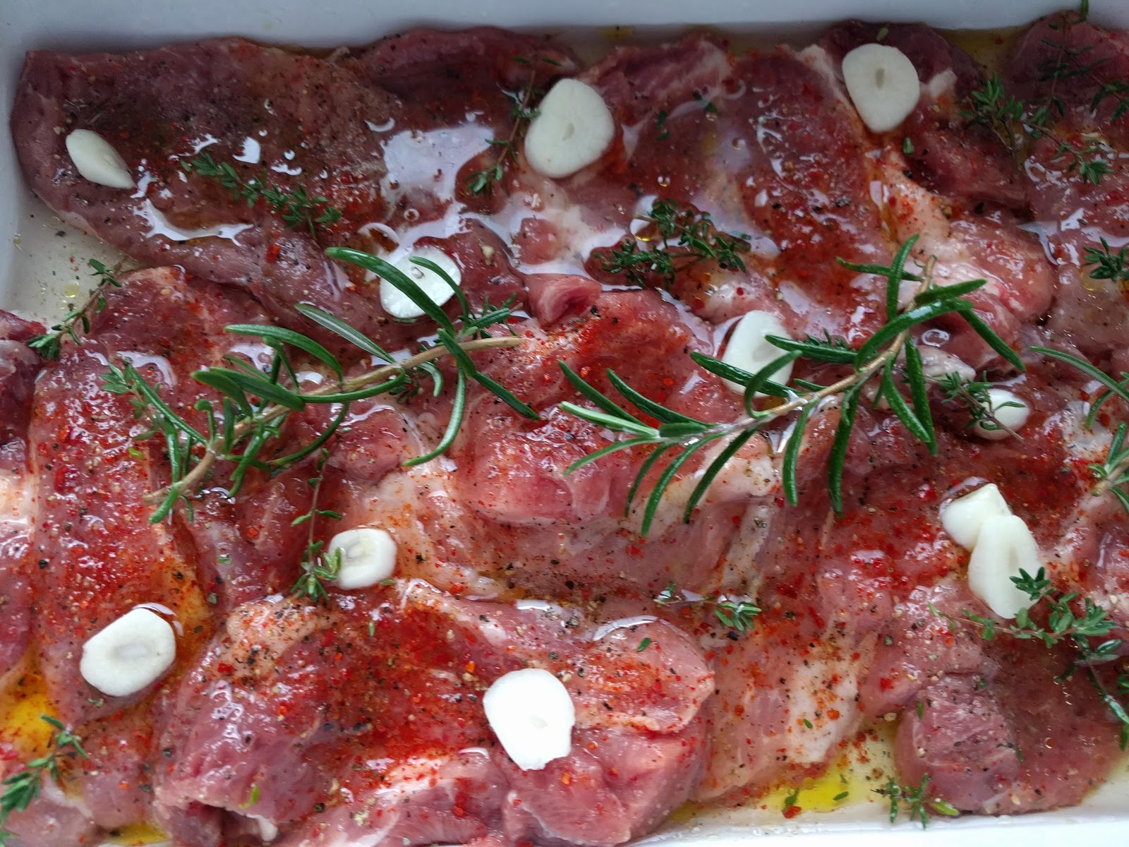 - Schweinenacken in Weißwein