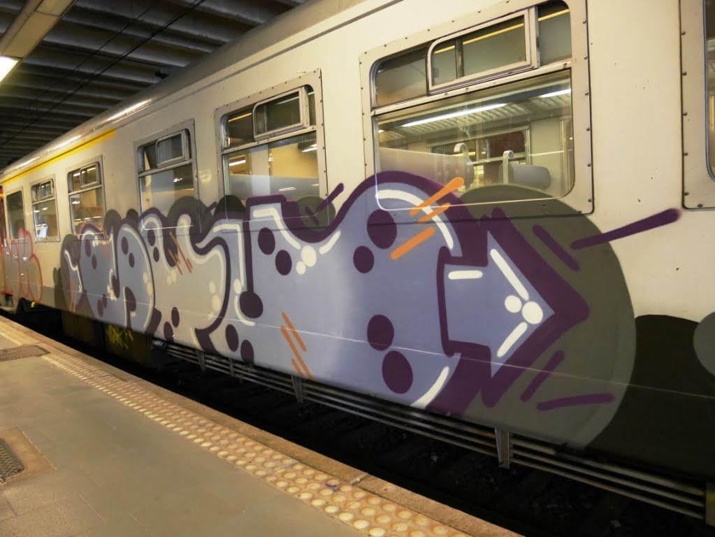 1UP CREW Art on Train