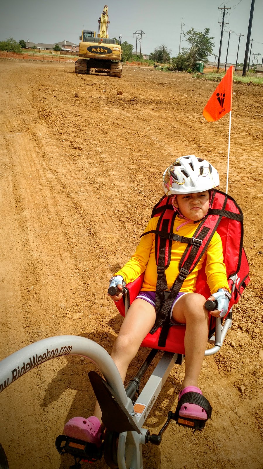 Neva - travel with an infant: A Weehoo 4th of July