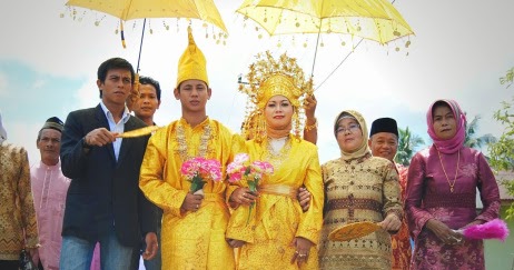 Tata Cara Pernikahan Melayu Riau, | Dewi Weddings™