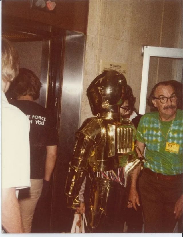 37 Amazing Photographs Capture Cosplayers at a Los Angeles Sci-Fi ...