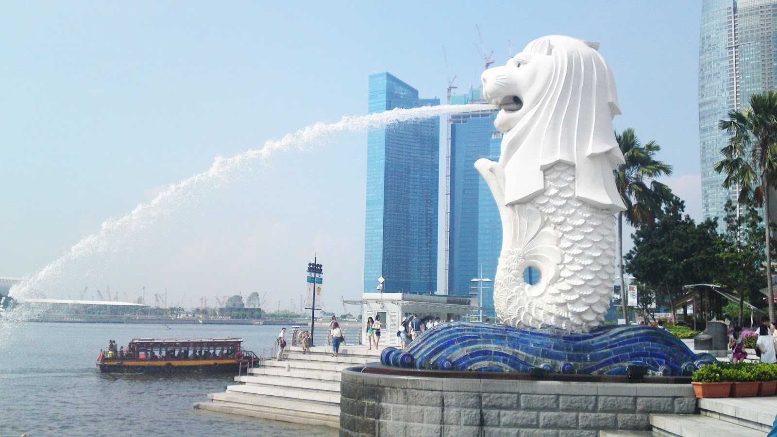 Travel around the World : 10 Landmark of ASEAN