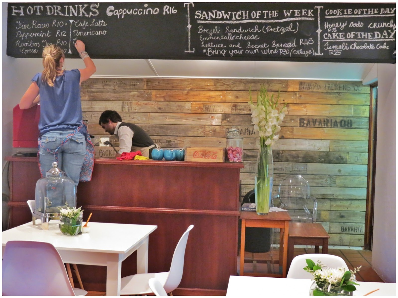 Frikkie Awesome: Honey Badger - Bistro