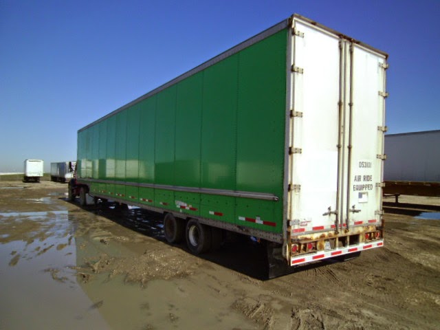 FOR SALE: 2005 Wabash 53' Drop frame vans