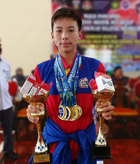 Ikan Bilis Swimming Club (1971) KL: Steve Khiew is dual Champs in MSSM 2018