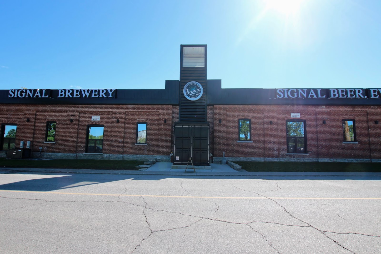 Signal Brewery - ambiente cool, comida e cerveja artesanal numa ...