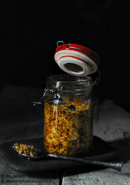 Grated mango and chickpea Pickle - A Homemaker's Diary