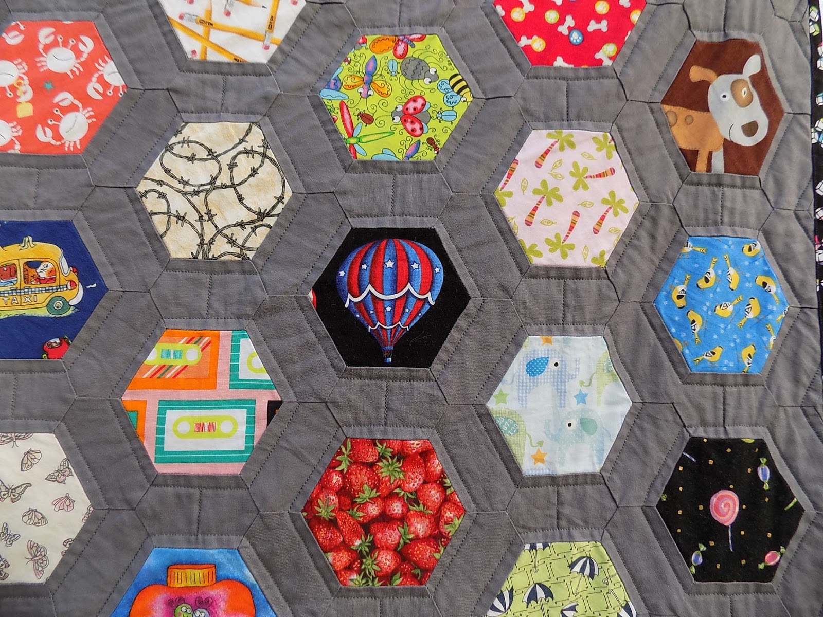 Quilty Fun: Hexagon I-spy!