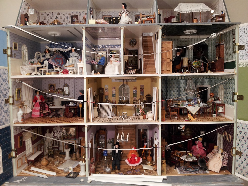 Dollhouse escapes: New phase in lighting, cont