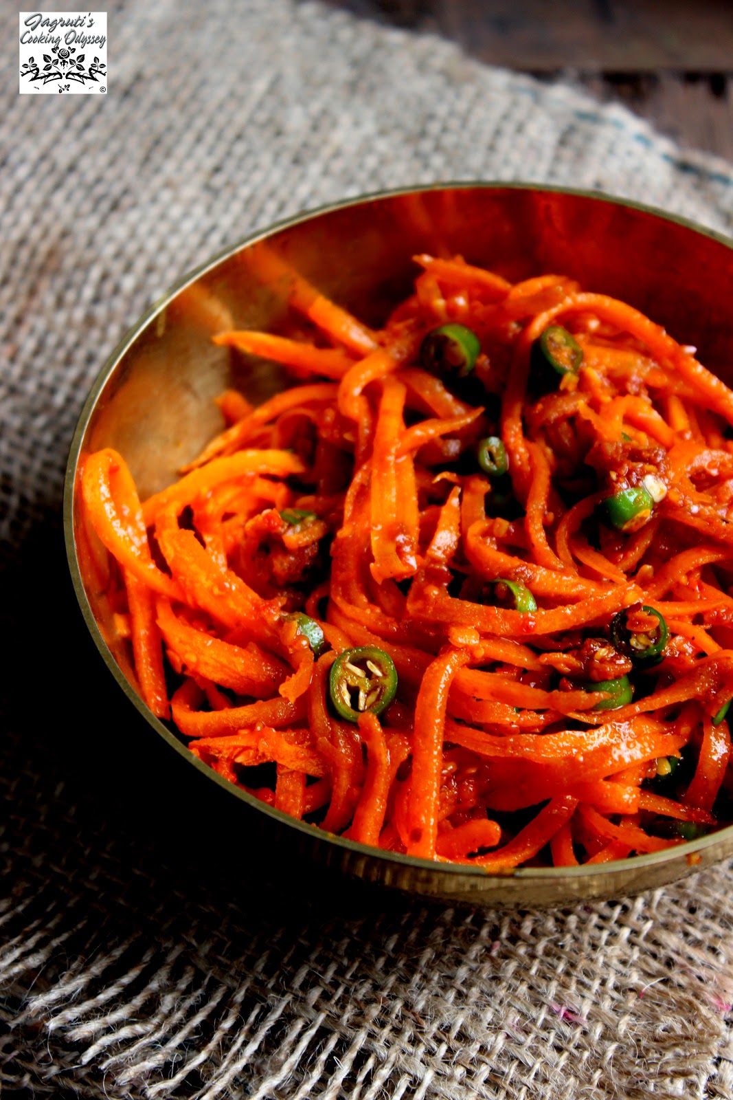 Taju Gajar Marcha Athanu | How to make Instant Carrot and Green Chilli ...