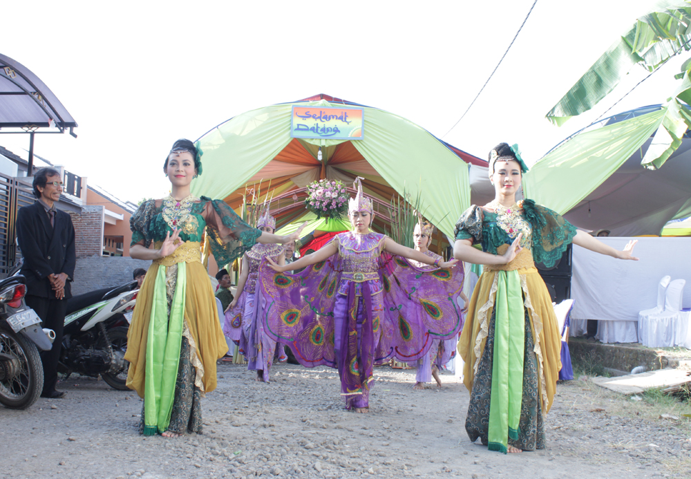 Upacara Pernikahan Adat Sunda ~ HENA WEDDING GALLERY