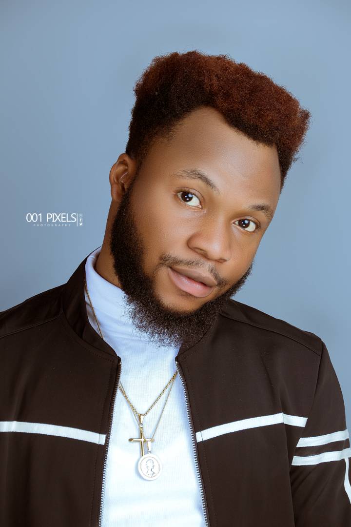 Blue Ice Johnson shines in new photo promo + profile