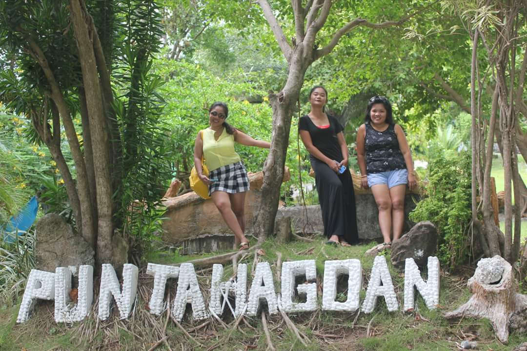 Dianne's Quest for Life&Fashion: Punta hagdan beach resort aniniy Antique