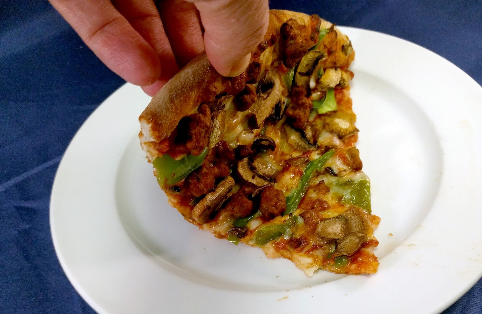 The Food Kingdom: "Big Game" Pizza, Day 5: Domino's Brooklyn-Style is ...