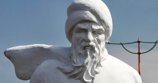 kurdistanart: Statue of Mawlawi ~ Halabja south of Kurdistan