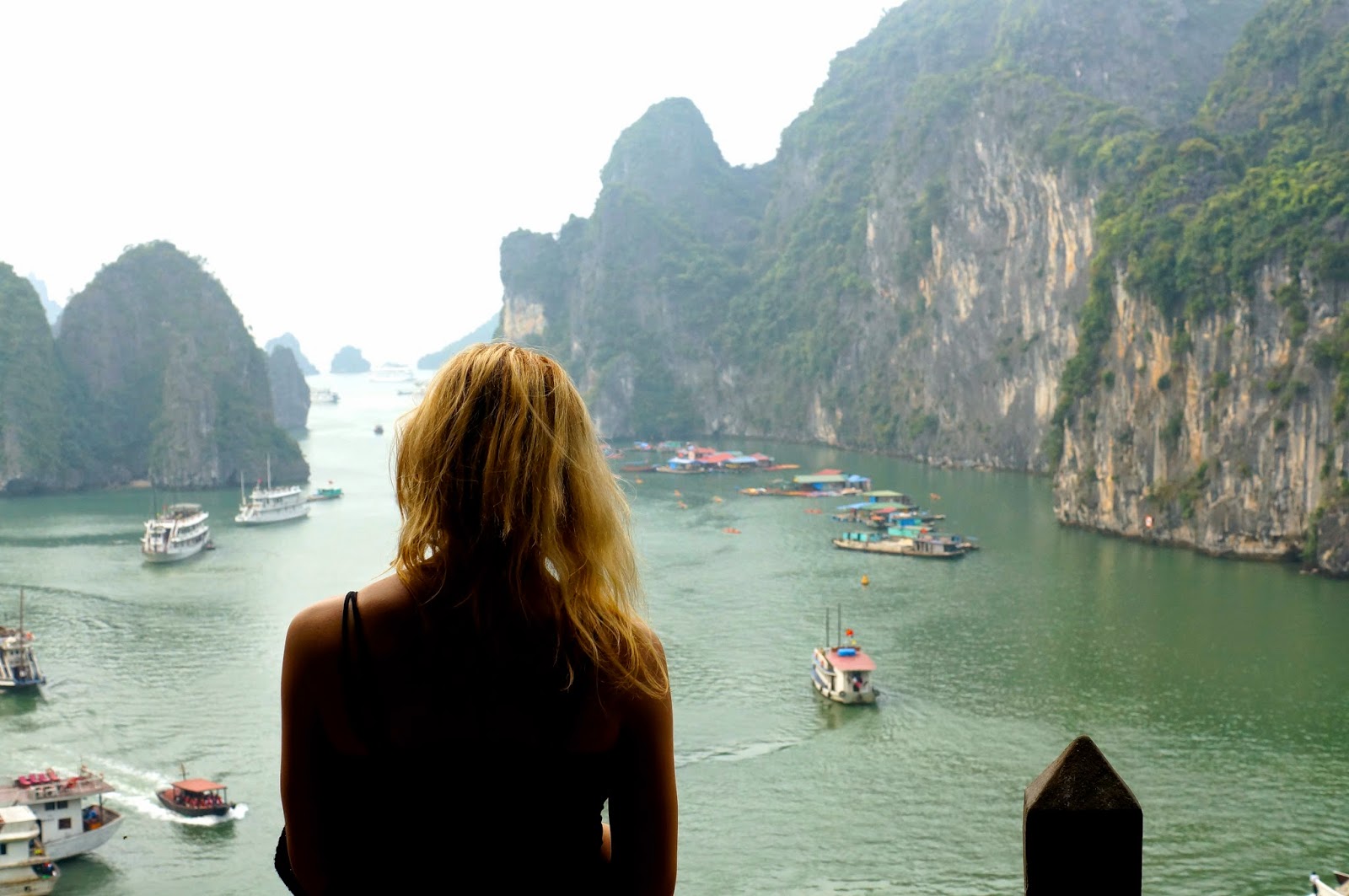 Emtalks: Travel Update 3: Halong Bay and Island Exploring!