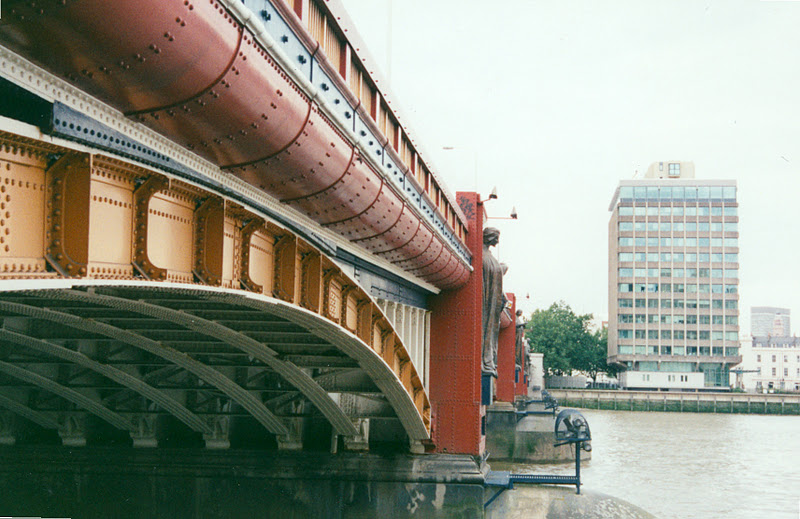 Bridge of the Week: Thames River Bridges: Vauxhall Bridge