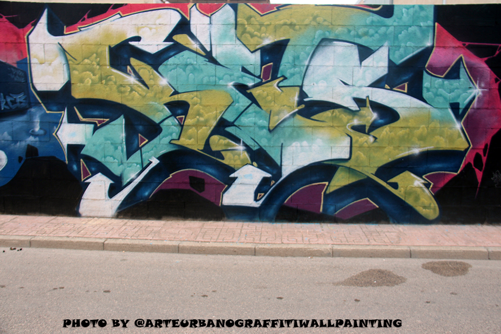@photojo53: EA Fest , Graffitis y Street art por Caudete(Albacete)