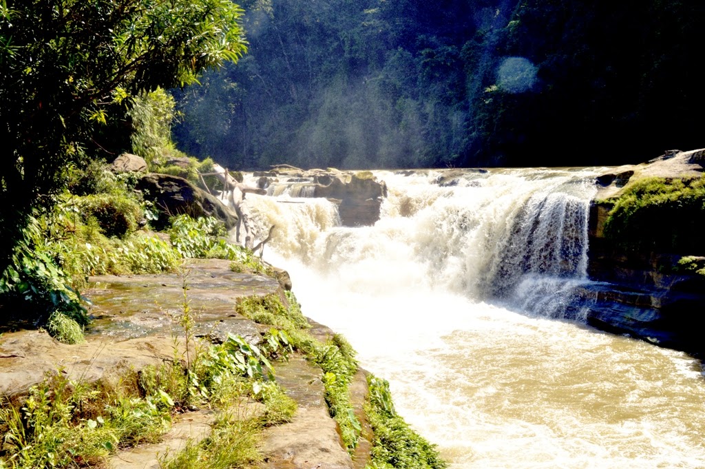 Nafakhum: The only replica of Niagara waterfall ~ Bangladesh Explorer