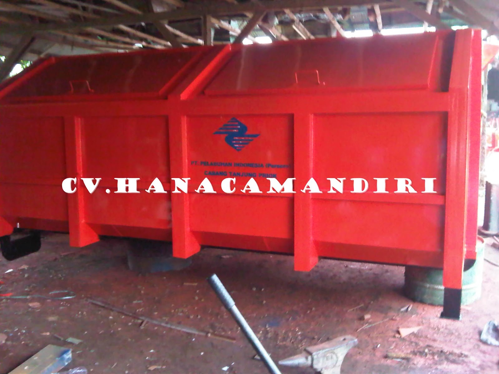 tong sampah fiber: Kontainer Sampah