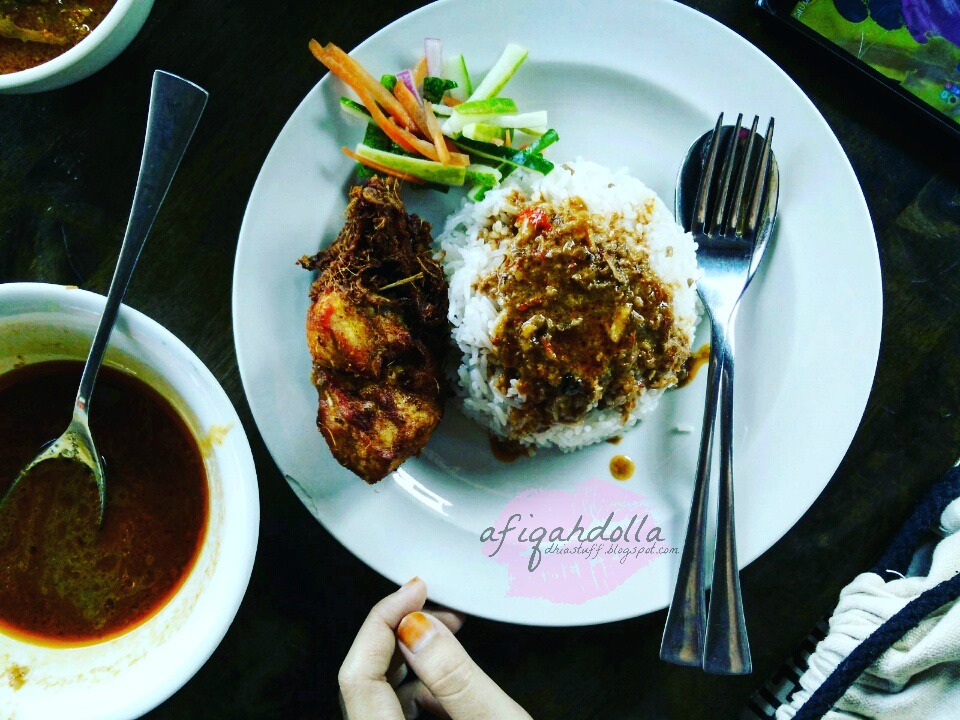 NDZRHAFQH: Nasi Dagang Pak Malau, Langkawi | Entry Bergambar