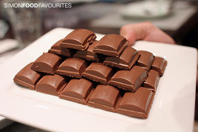 Simon Food Favourites: Lindt Chocolate Creation Class, Martin Place ...