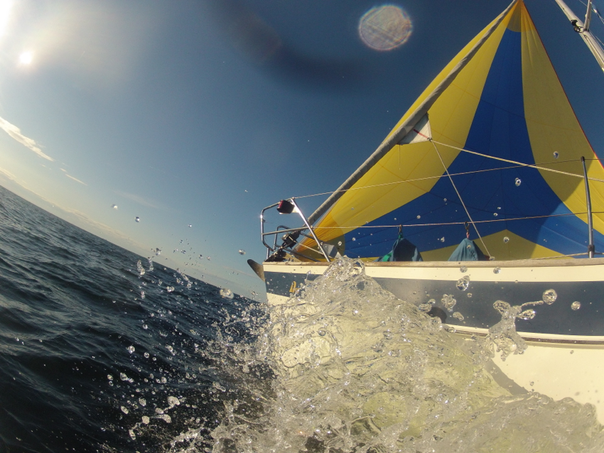 Sailing photography with the GoPro camera - S/Y Dolphin Dance