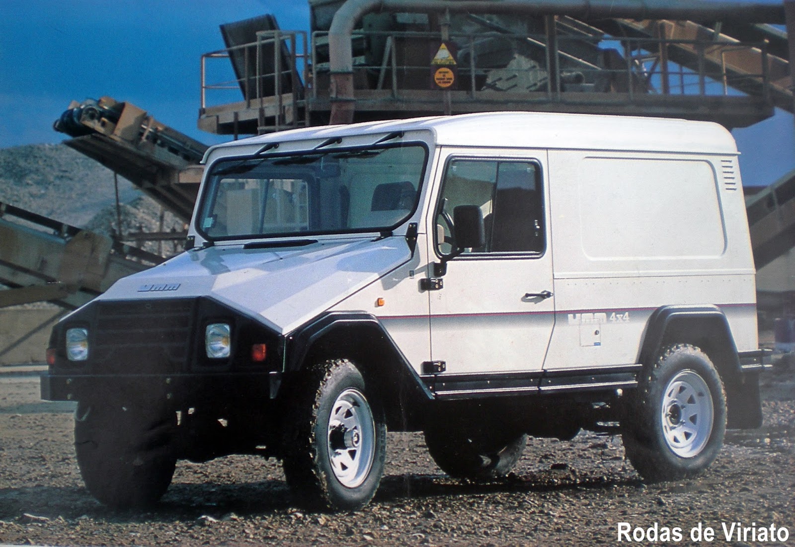 Folheto UMM Alter 4x4 Standard