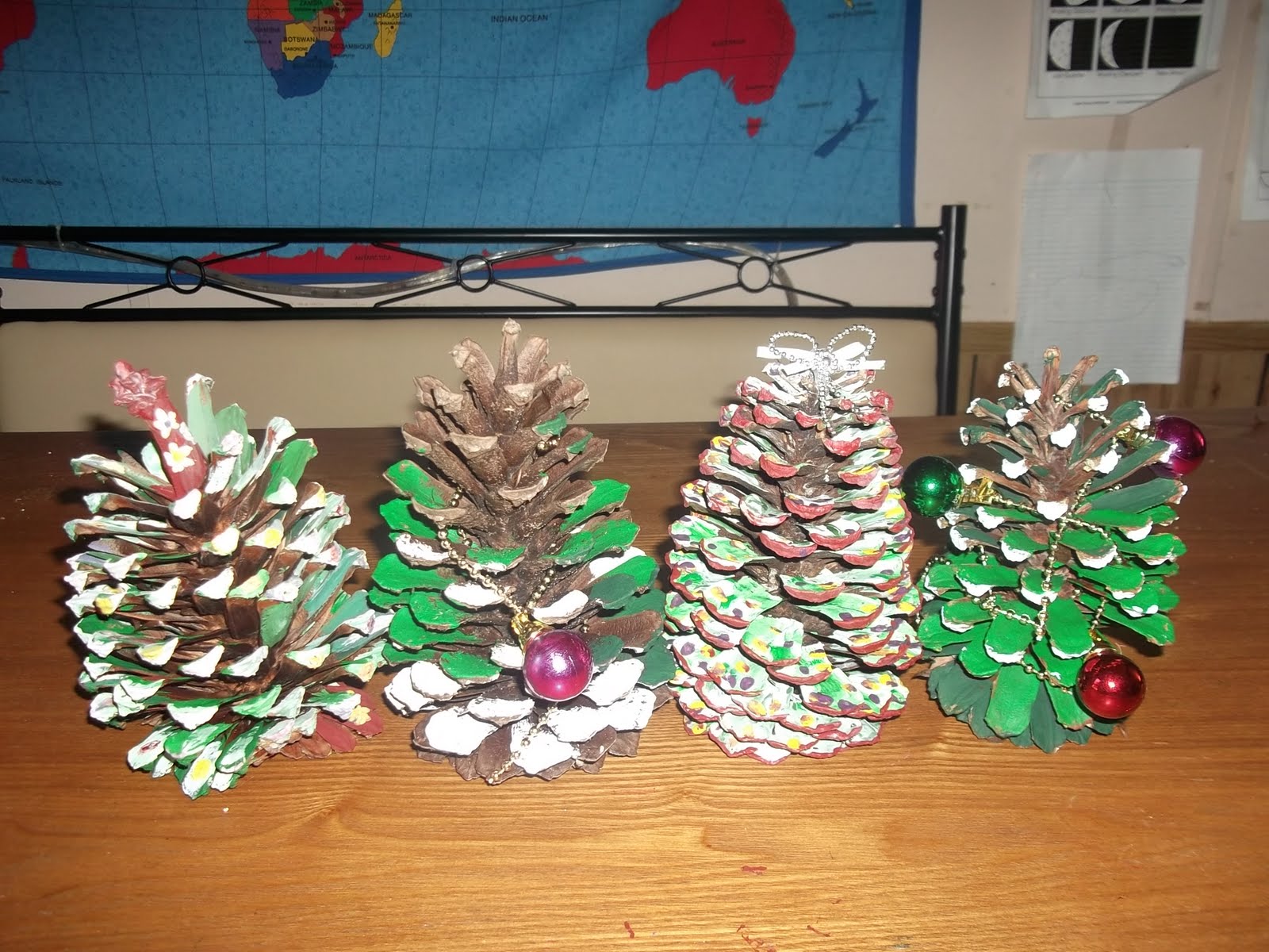 Melissas Homeschool Blog: Painting On Pine Cones