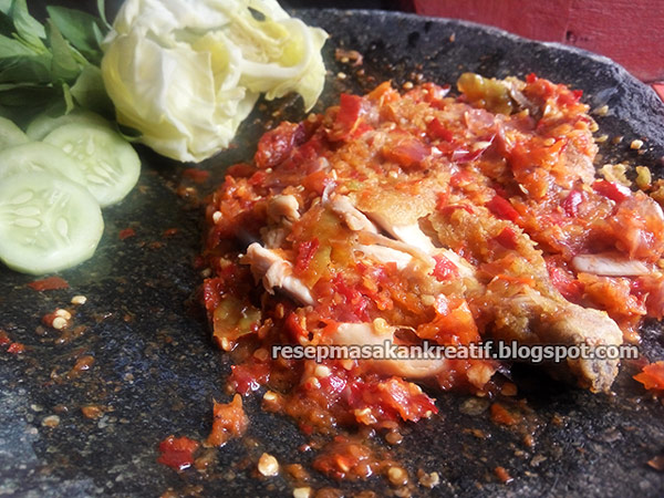 Resep Ayam Geprek Crispy Sensasi Sambal Bawang