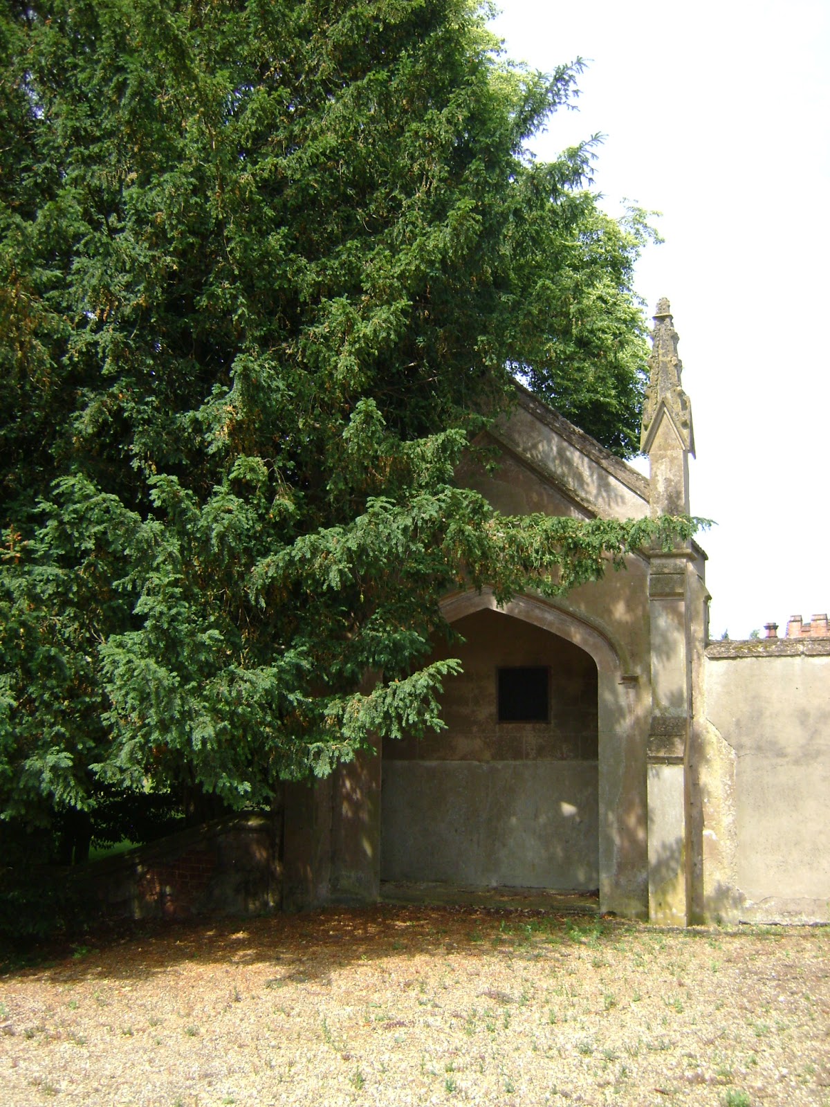 American Memorials in Norfolk & Suffolk: Ketteringham: Ketteringham Hall