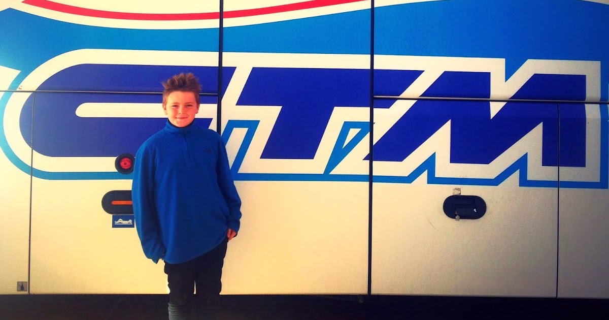 A Dad and his Supertramps: CTM Coaches Getting Around Morocco. The ...