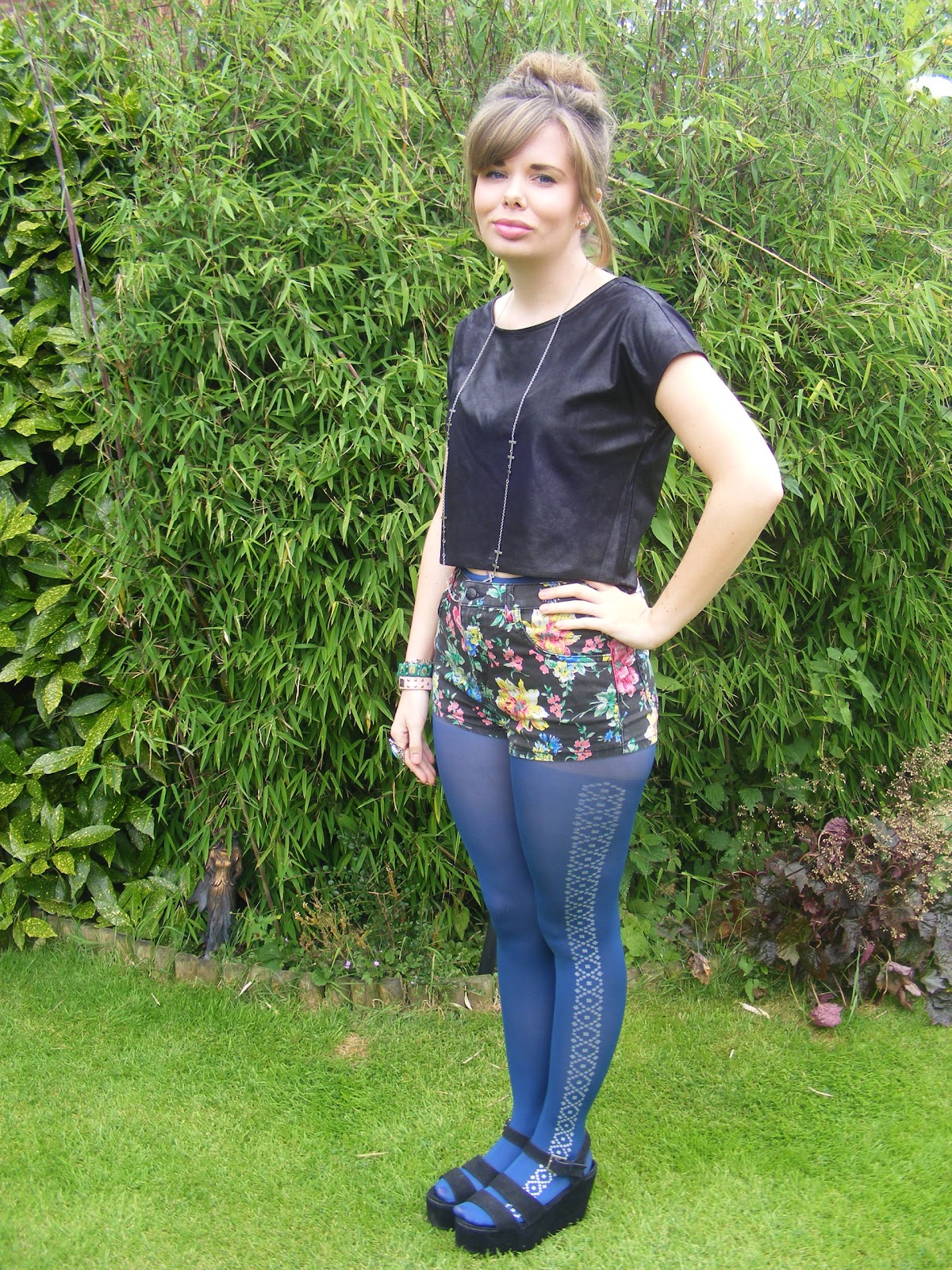 ohabbiee: Tights Please Blogger Challenge