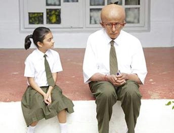 CHILD ARTIST TARUNI AKA THARUNI SACHDEV PHOTOS HQ family childhood ...