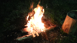 The 7 P's Blog: Splitwood Log Cabin Fire Lay