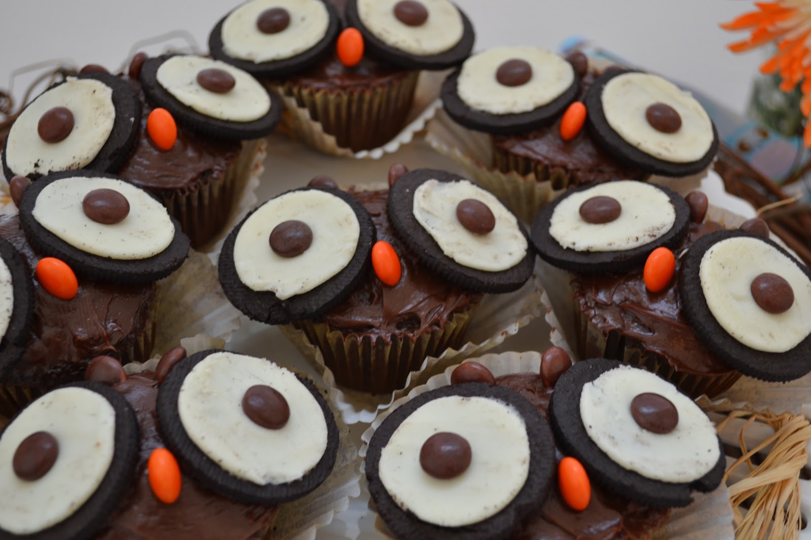 Lost But Holding Hands: Whoooooo's Having a Baby Shower