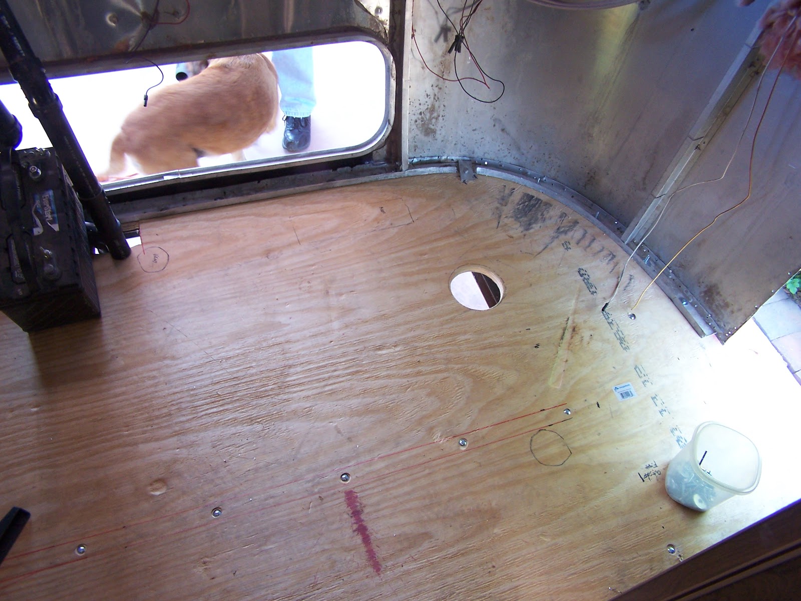 Airstream Renovation: Rear end repairs and replacement
