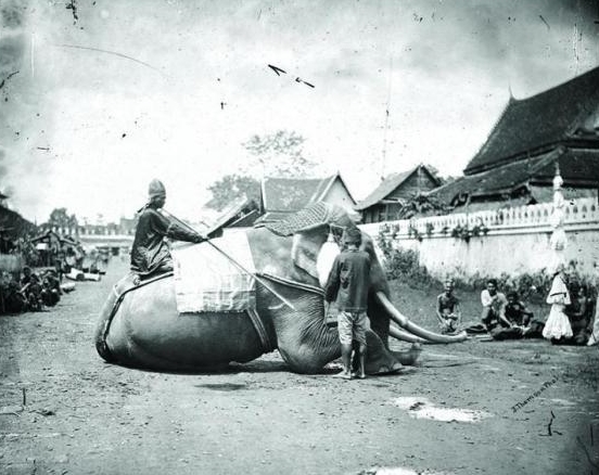OLTRE IL MURO: ARTE e FOTOGRAFIA: JOHN THOMSON | PHOTOGRAPHER