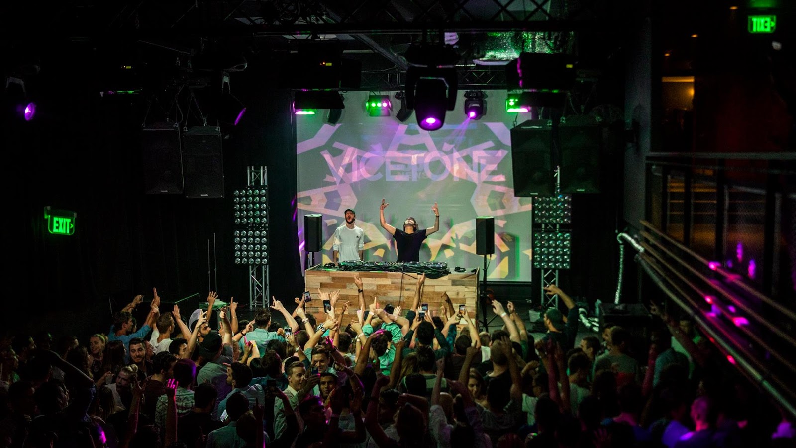 Tipsy Philly: Philly Nightclubs