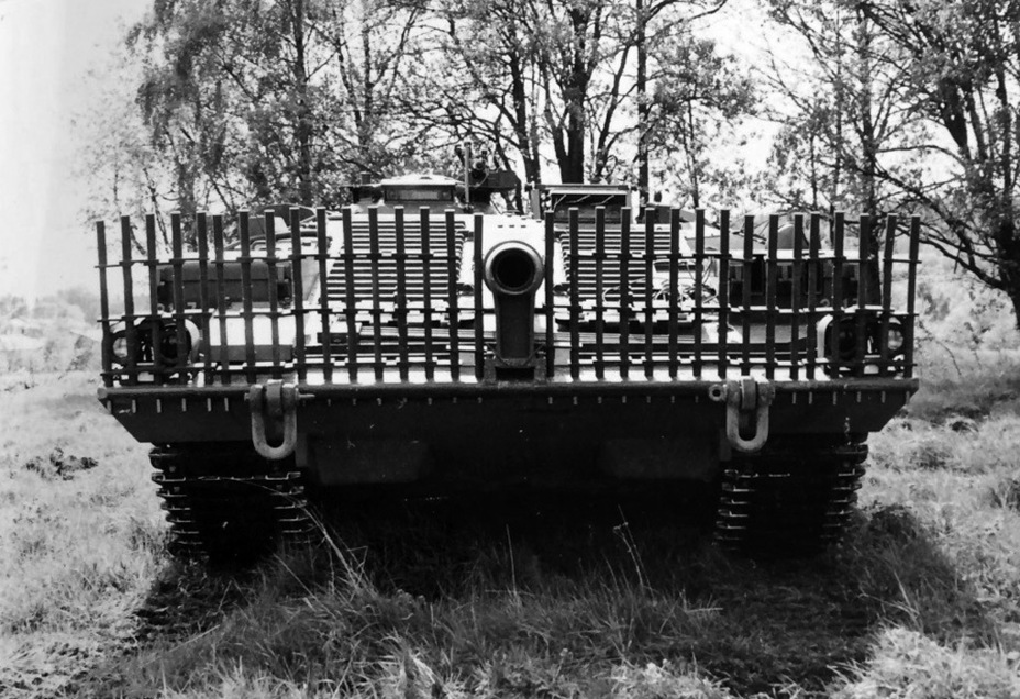 Tank Archives: The Amazing Strv 103
